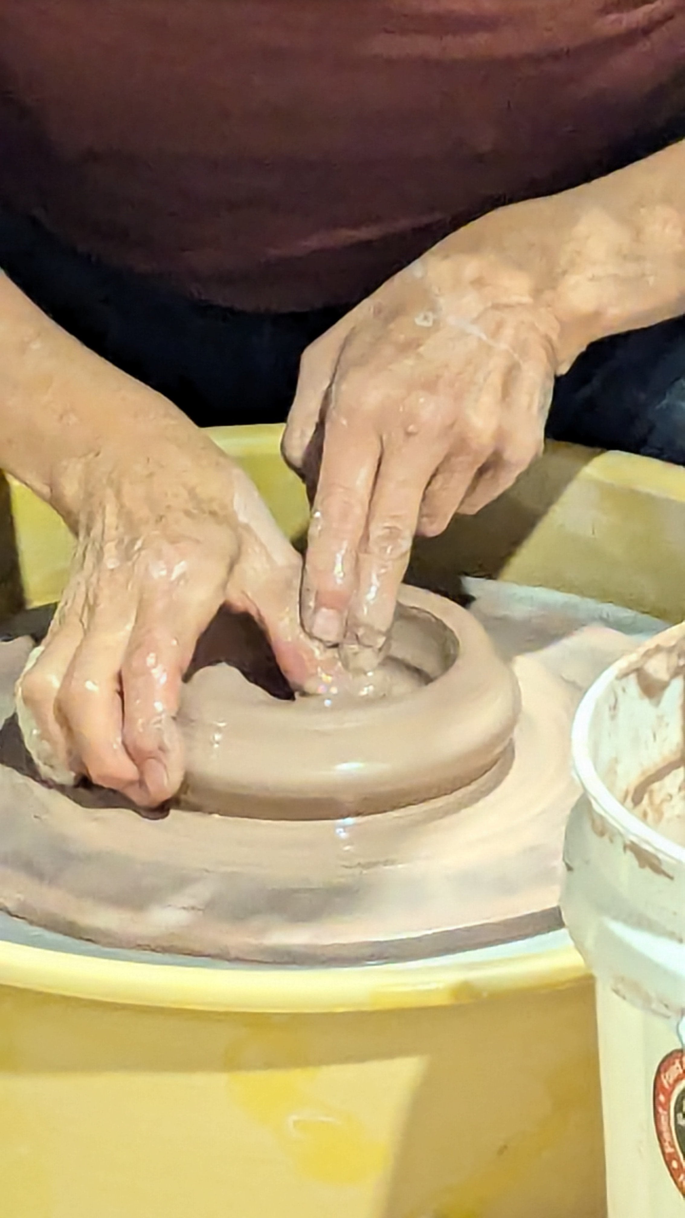 Throwing Clay Class | Doe Ridge Pottery Gallery